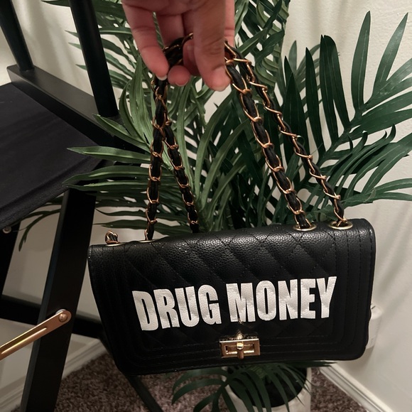 Bags | Black Quilted Chain Bag | Poshmark